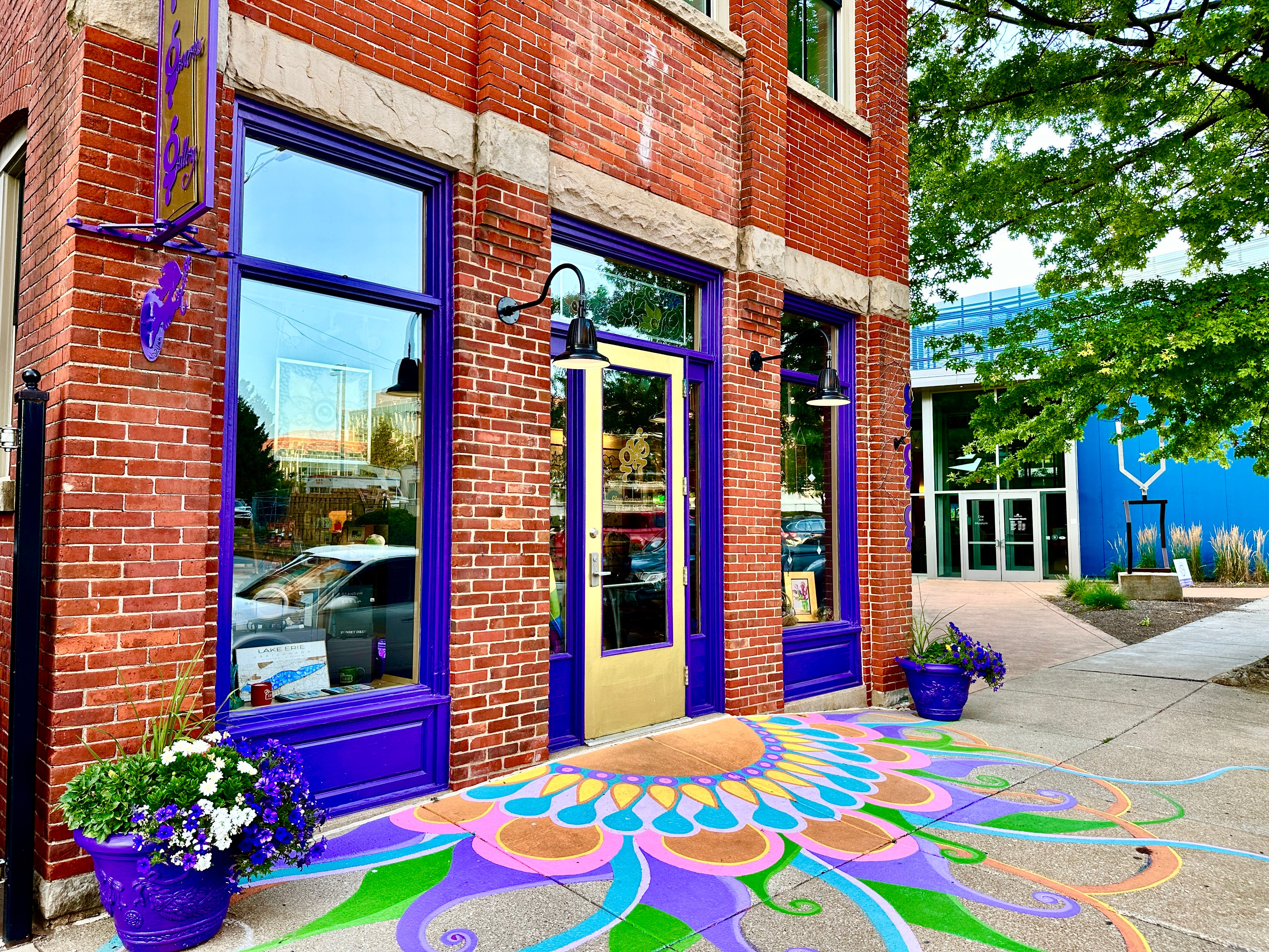 Supporting Small Local Art Shops in the Digital Age – Glass Growers ...